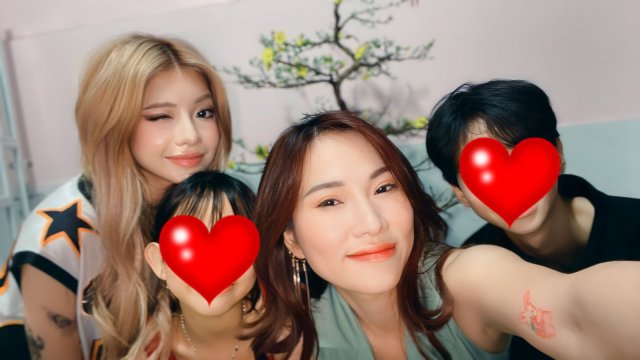 Phát ngôn của mẹ OgeNus ám chỉ Ciin ẩn chứa những ý nghĩa gì và gây ra những tranh cãi nào? | AI ...