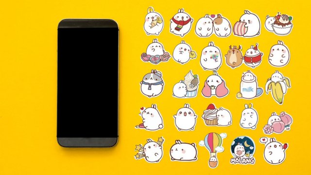 Hướng dẫn tạo bộ sticker cá nhân: Biến ảnh thành sticker dễ thương với ...