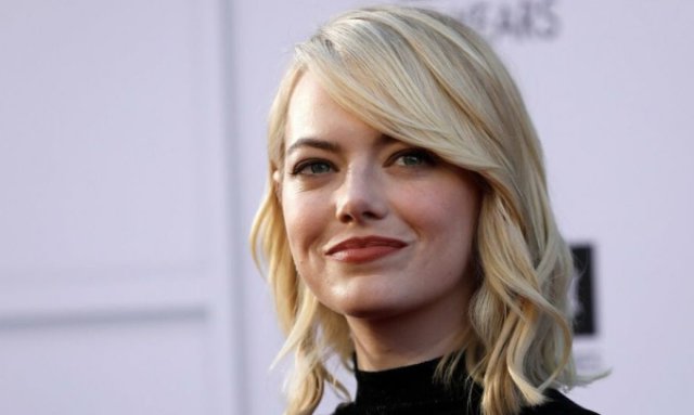 Emma Stone sẽ ra sao nếu sinh năm 1993? | AI Hay - Hỏi ngay đáp hay