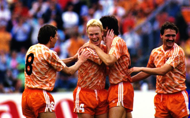 Ai đã ghi bàn quyết định giúp hà lan thắng euro 1988 | AI Hay - Hỏi ...