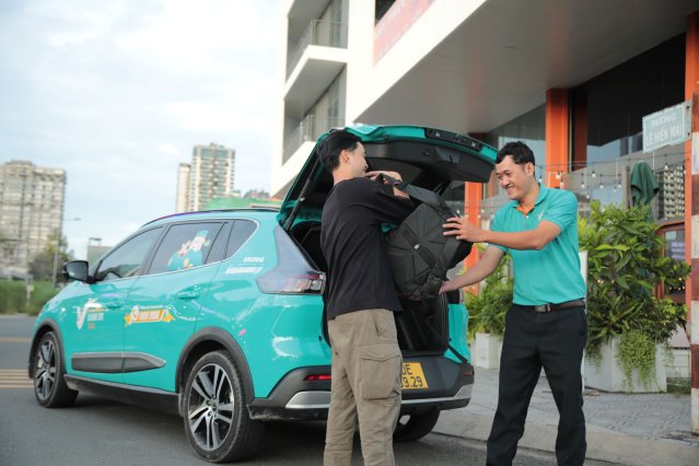 Taxi Xanh SM Car: Tài xế cần làm việc bao nhiêu giờ mỗi ngày và cần ...